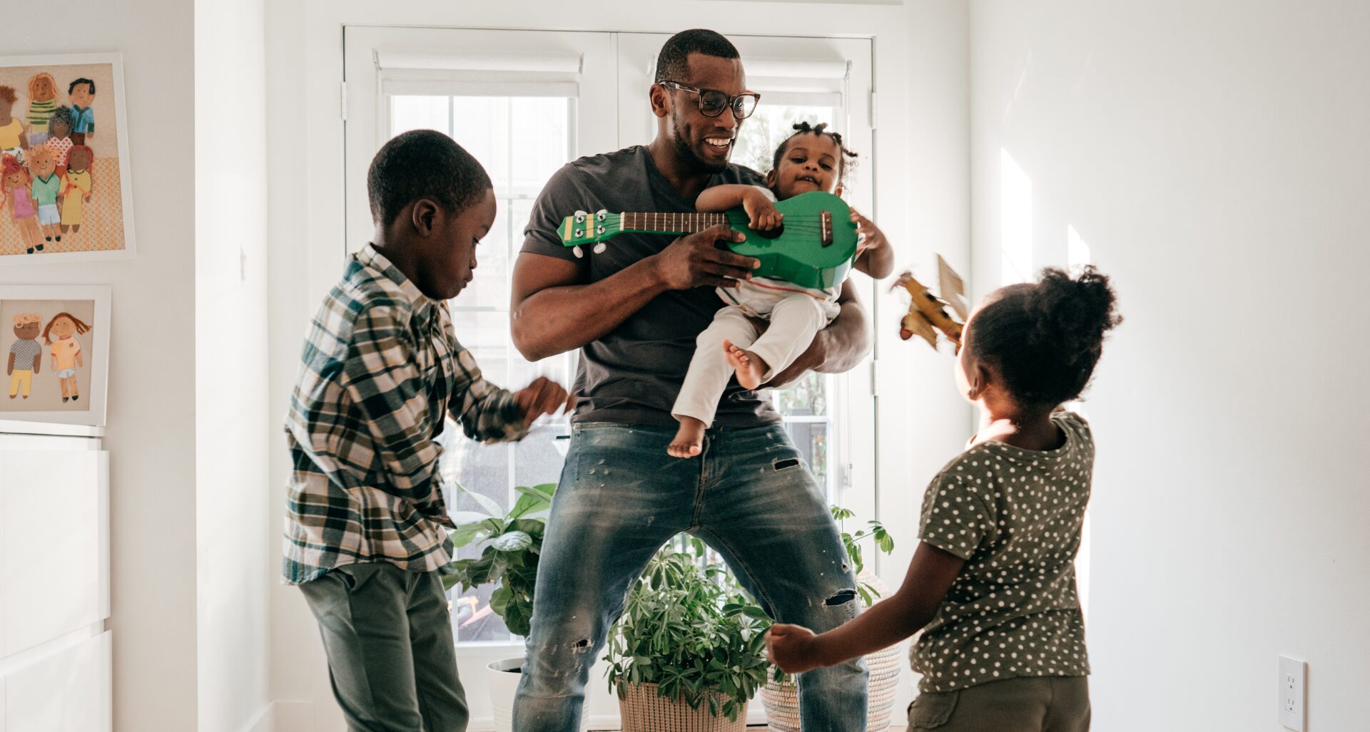 Stay at Home Dad: The Rise of Lead Dads